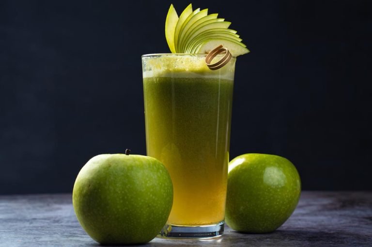 Why you should avoid an apple at night? - Literary Apple